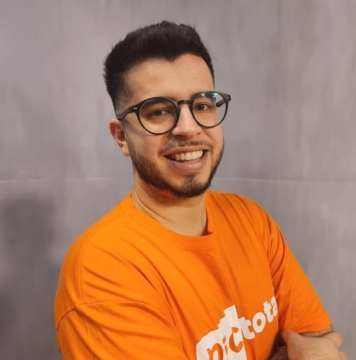 "Encontrei a Odete Roitman": Ronaldinho entra na onda de Vale Tudo ...