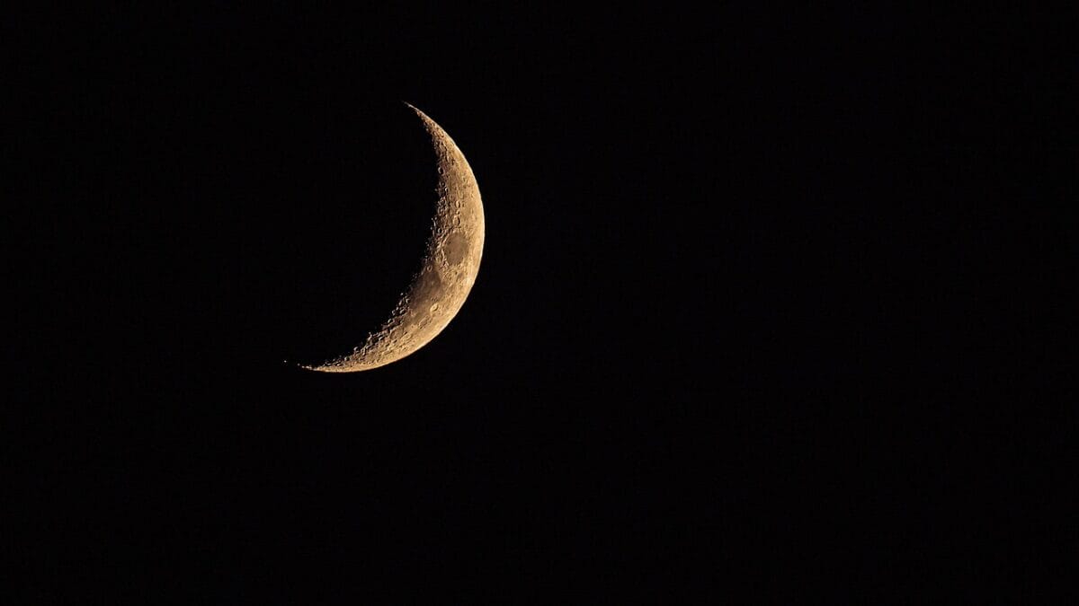 Fase da Lua hoje: 14/10/2025